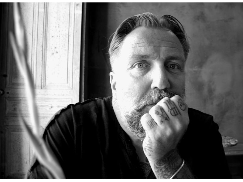 Casper Reinders: "Dit is het ware verhaal achter Jimmy Woo" - De CaféKrant