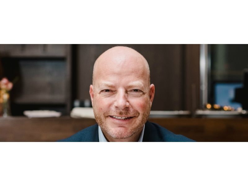Column Sander Allegro: The Godfather - Hospitality Management