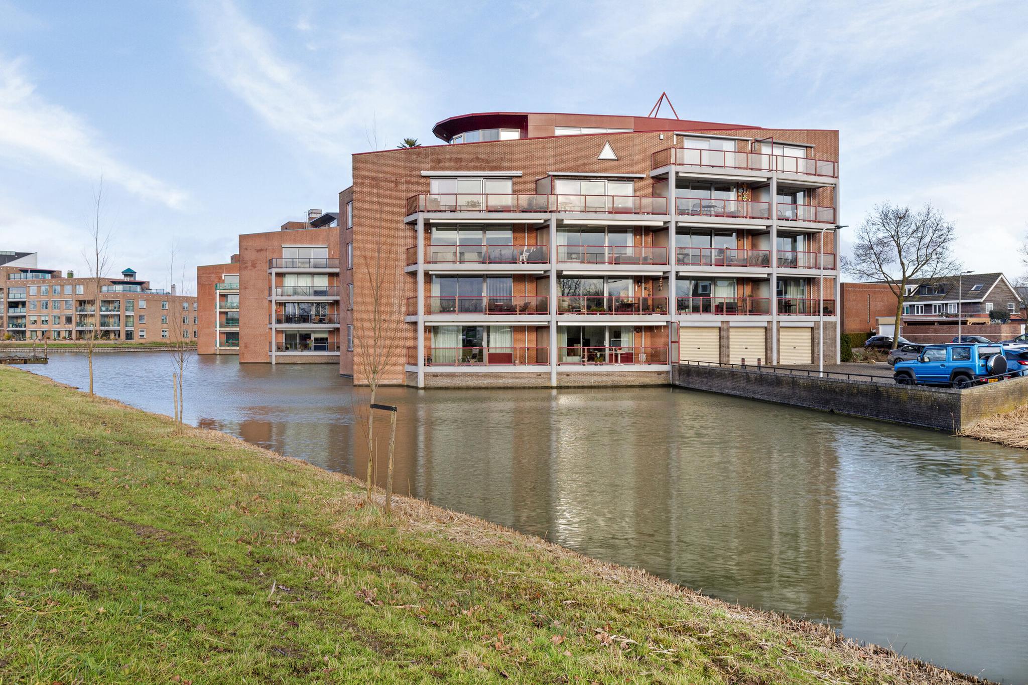 De Hoge Bogerd 173, HENDRIK-IDO-AMBACHT